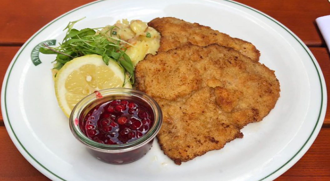 Weiner Schnitzel with Cranberry Sauce | AgOnline